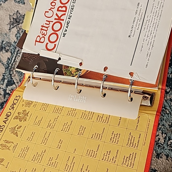 Betty Crocker | Kitchen | Betty Crocker Binder Cookbook 981 | Poshmark